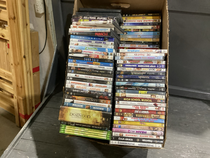 BOX DVDS - ASSORTED TITLES