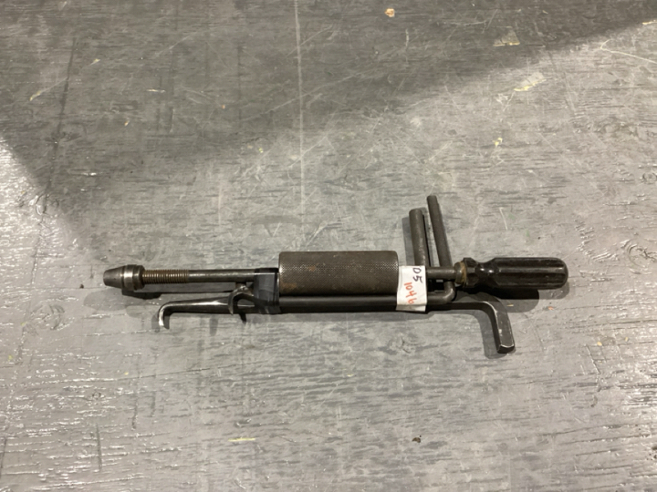MAC SEAL PULLER, HOME BUILT SEAL PULLER, SLIDE HAMMER