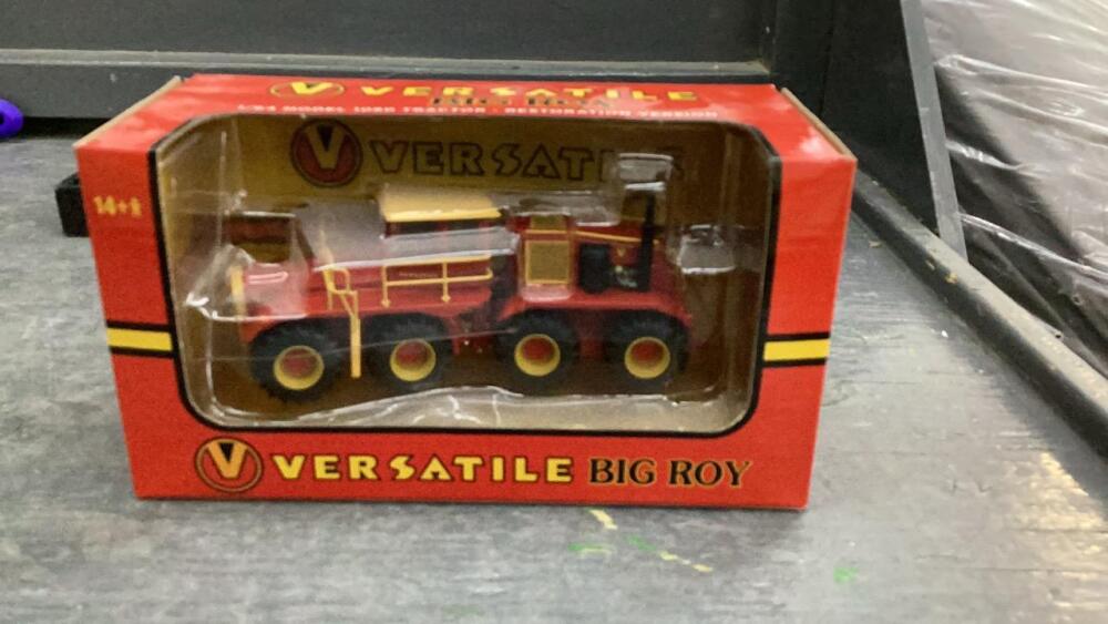 DIE CAST VERSATILE BIG ROY 1080 TRACTOR