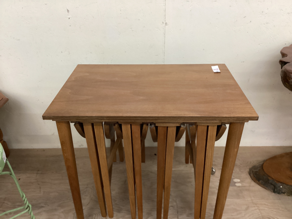 ROLLING TABLE W/ FOLDING SIDE TABLES