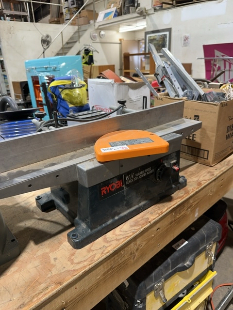 Ryobi benchtop jointer store