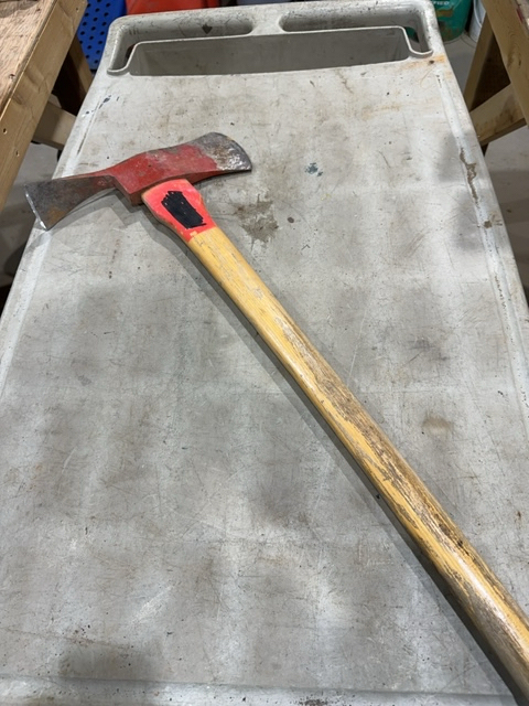 Fire axe