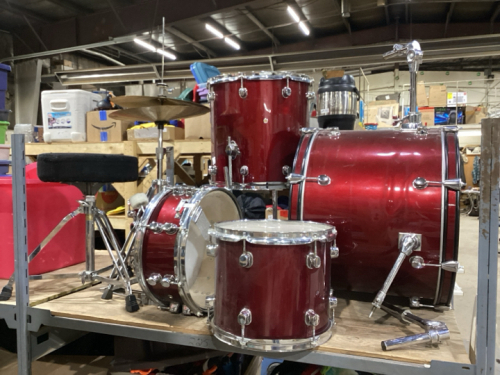 SHELF # 1 DYNAMIC PERCUSSION DRUM SET